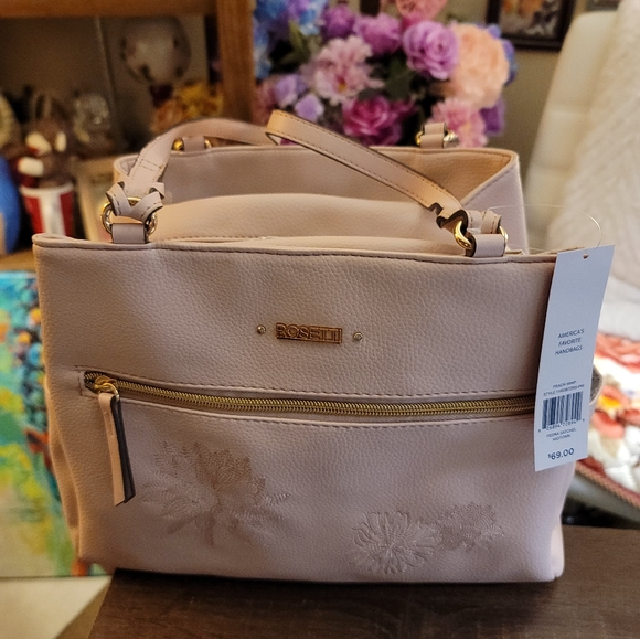 Rosetti | Bags | Rosetti Ladies Luxury Sachell Handbag Wetched Floral ...